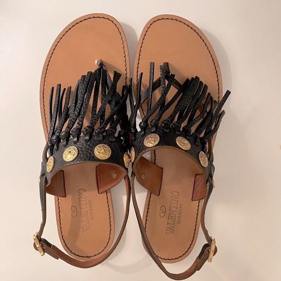 Valentino Garavani | Shoes | Valentino Garavani Black Leather Fringed ...